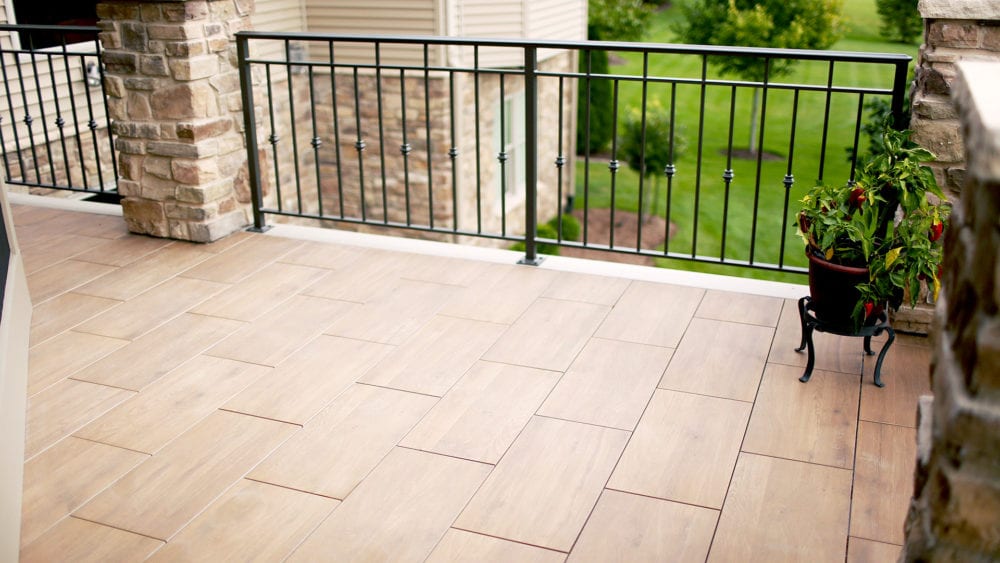 Porcelain Deck Tiles & Slip Resistant Outdoor Tiles